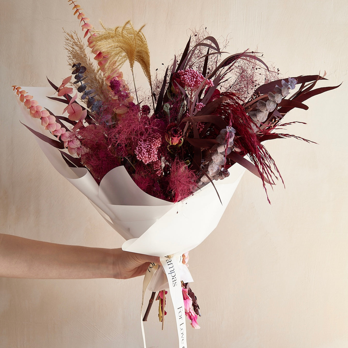 Solar Eclipse Bouquet – For Love Of Pampas